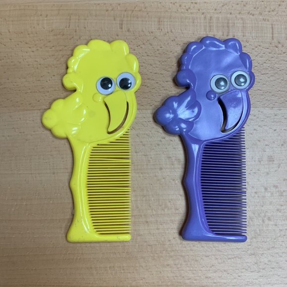 Avon | Bath, Skin & Hair | Vintage Avon Pocket Peeper Child Hair Comb ...